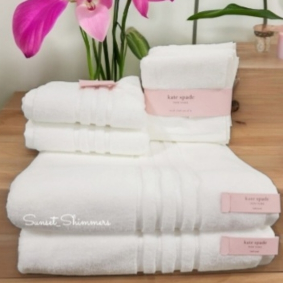 kate spade NY | Bath | 8 Piece Kate Spade Snow White Plush Bath Hand ...